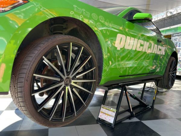 Quickjack Europe- NEW 6000ELX Portable carlift