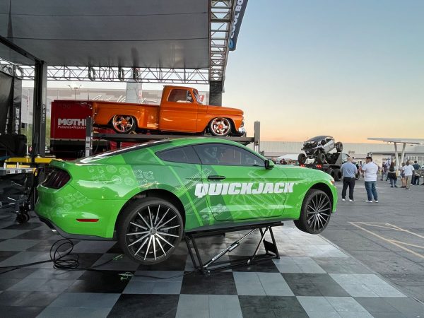 Quickjack Europe- NEW 5000TL Portable carlift